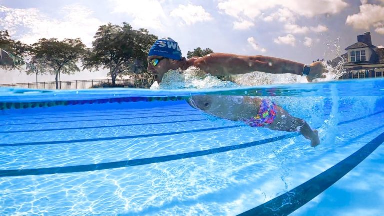 Comment nager le papillon avec une technique parfaite - piscine225